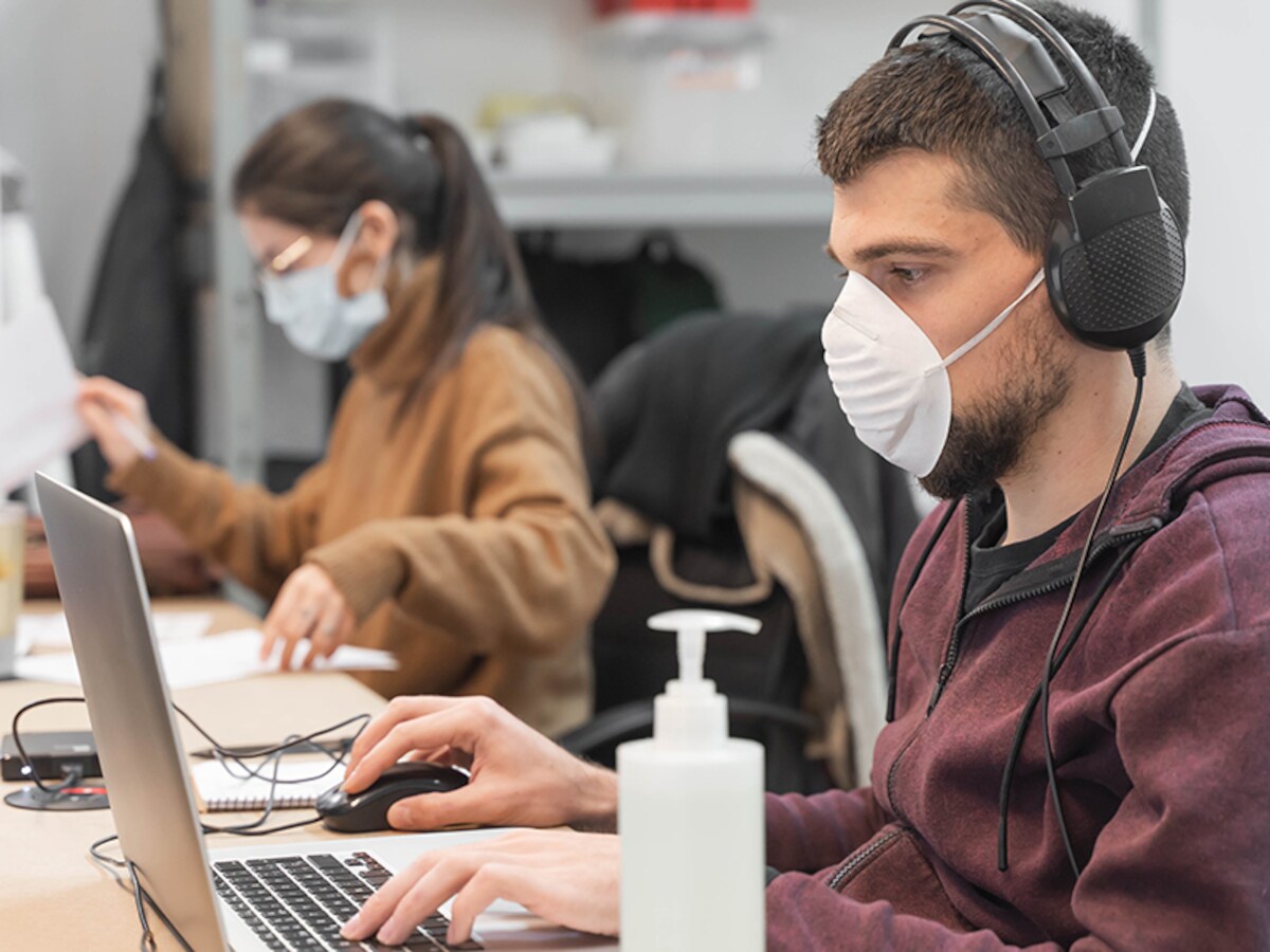 Staggering Work and Home Quarantine: A Strategy for Measured Relaxation ...