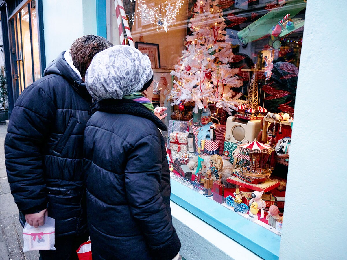 London toy 'shop' window where nothing is for sale