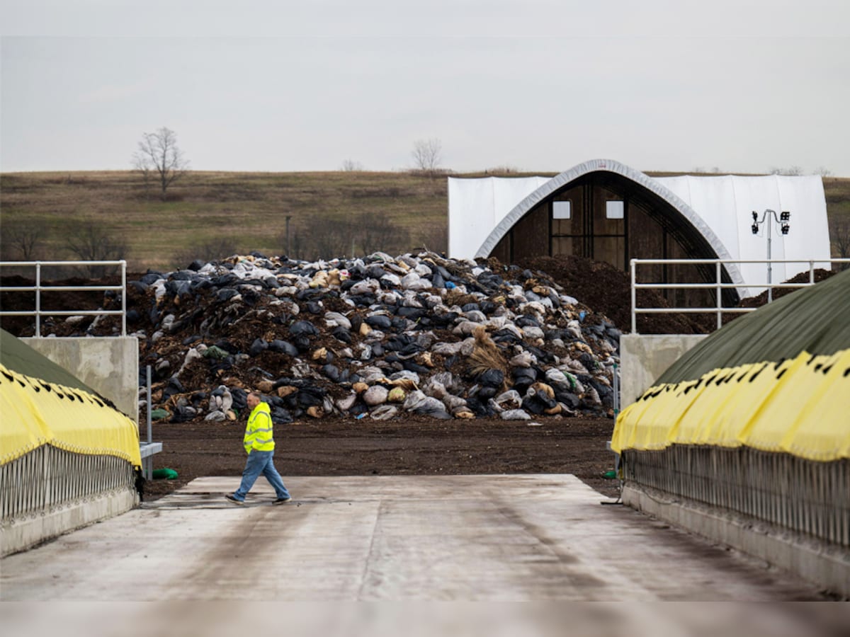 New York's new composting plan is ambitious and not without controversies