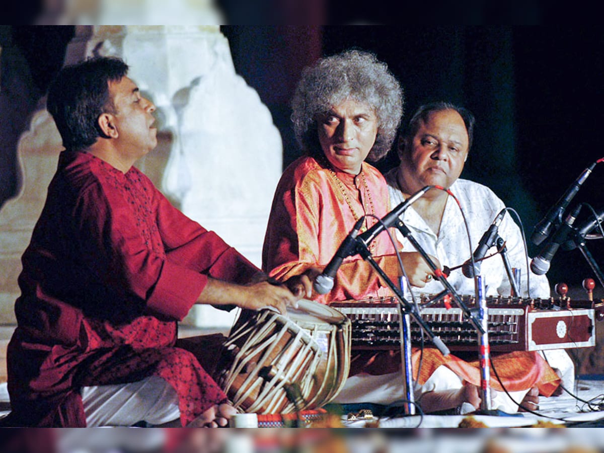 Strings of santoor: From legend to legacy